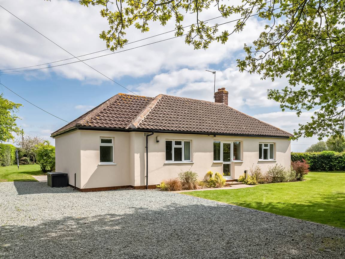 Cottage ∙ 3 Bedrooms ∙ 4 Guests - Royal Leamington Spa