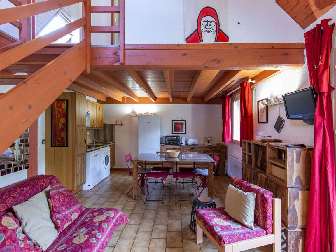 48 M² Chalet ∙ 3 Habitaciones ∙ 6 Huéspedes - Cauterets