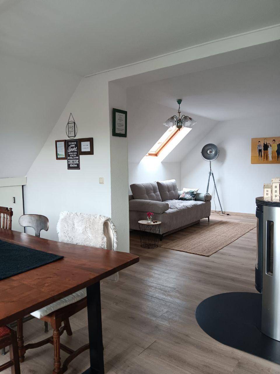 110 M² Ferienwohnung ∙ 2 Schlafzimmer ∙ 7 Gäste - Hilders