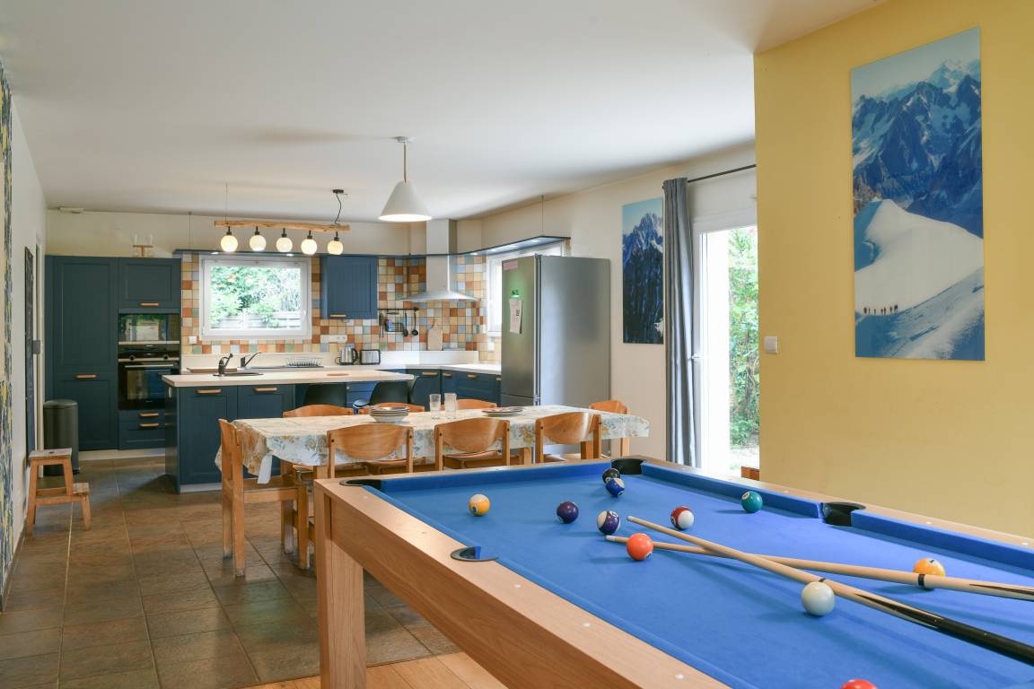 200 M² House ∙ 6 Bedrooms ∙ 16 Guests - Aix-les-Bains