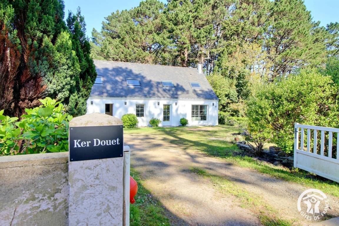 225 M² Gîte ∙ 5 Chambres ∙ 12 Personnes - Groix