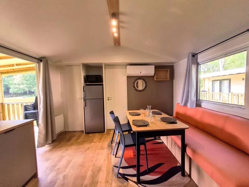32 M² Mobil-home ∙ 3 Chambres ∙ 6 Personnes - Salles-Curan