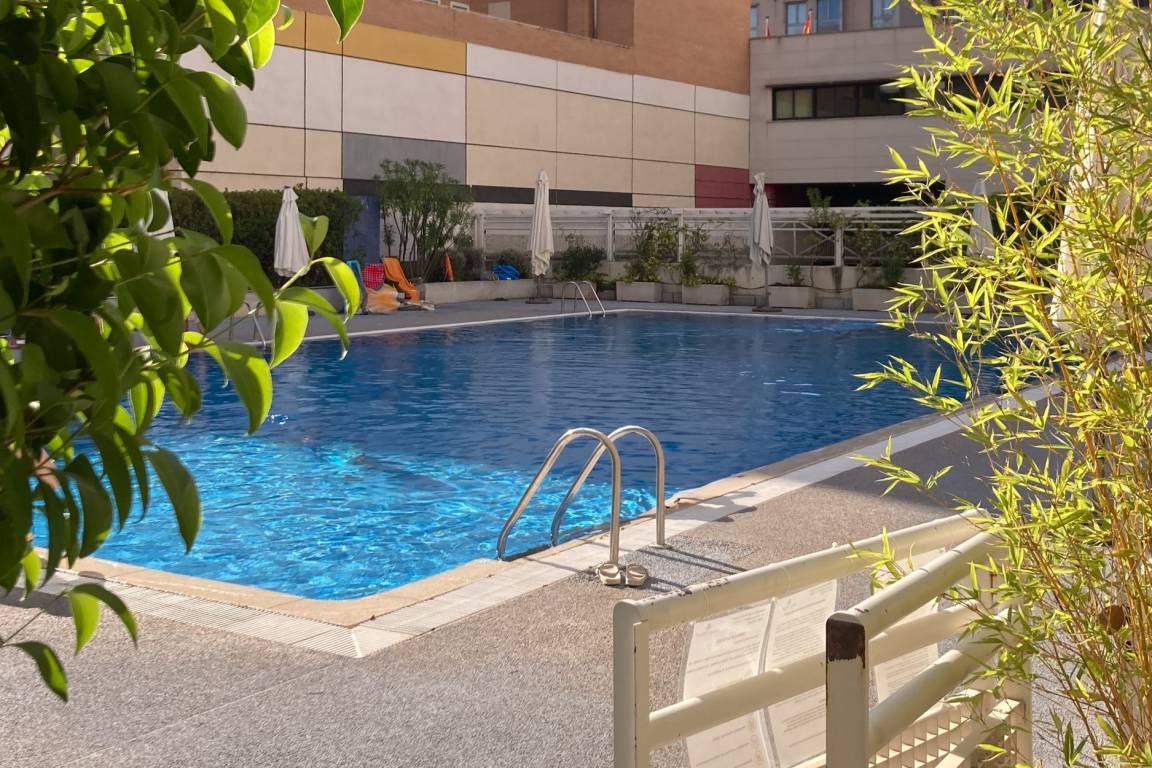 102 M² Apartamento ∙ 2 Habitaciones ∙ 5 Huéspedes - Madrid
