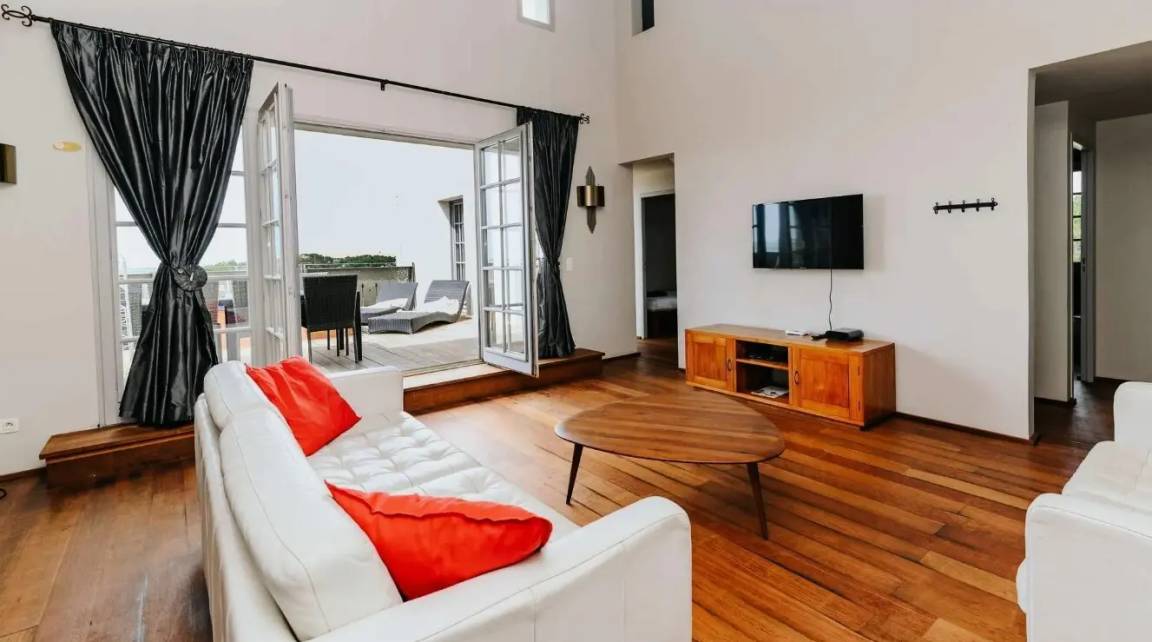 130 M² Apartment ∙ 3 Bedrooms ∙ 7 Guests - Anglet