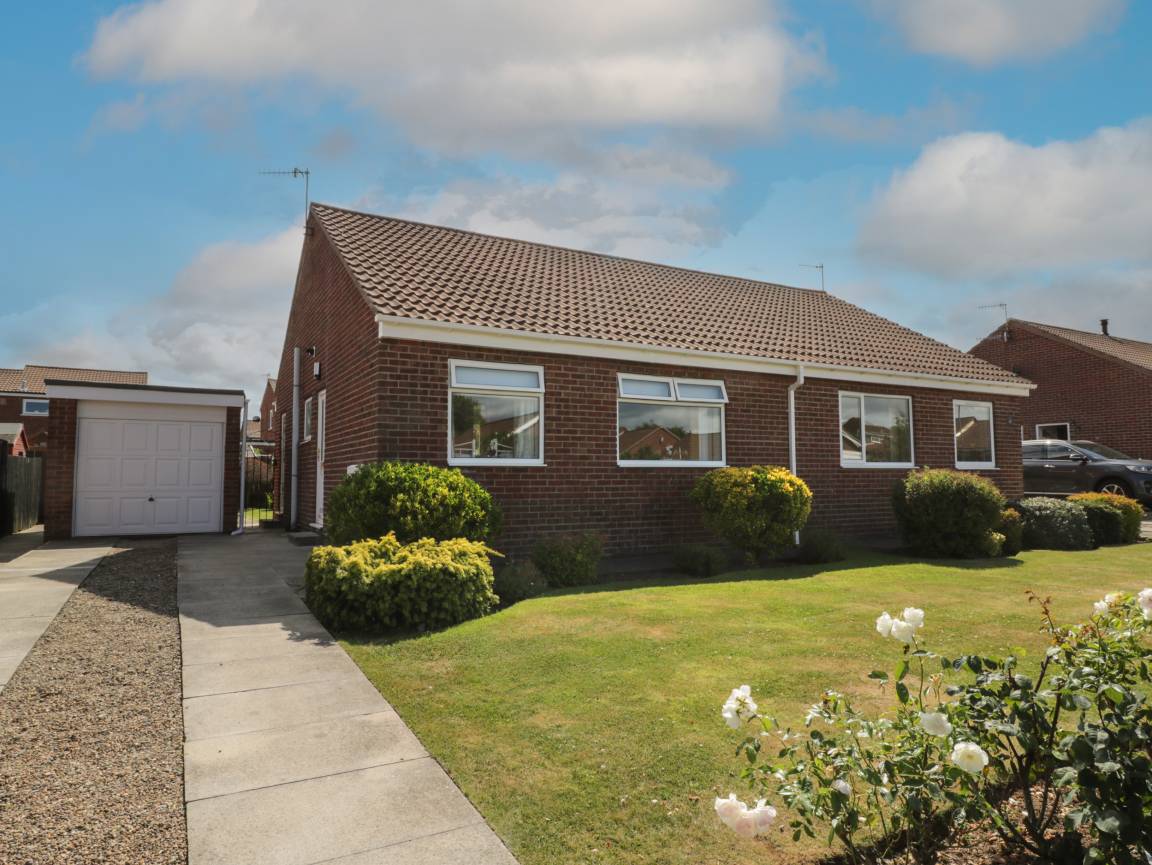 Cottage ∙ 2 Bedrooms ∙ 4 Guests - Whitby
