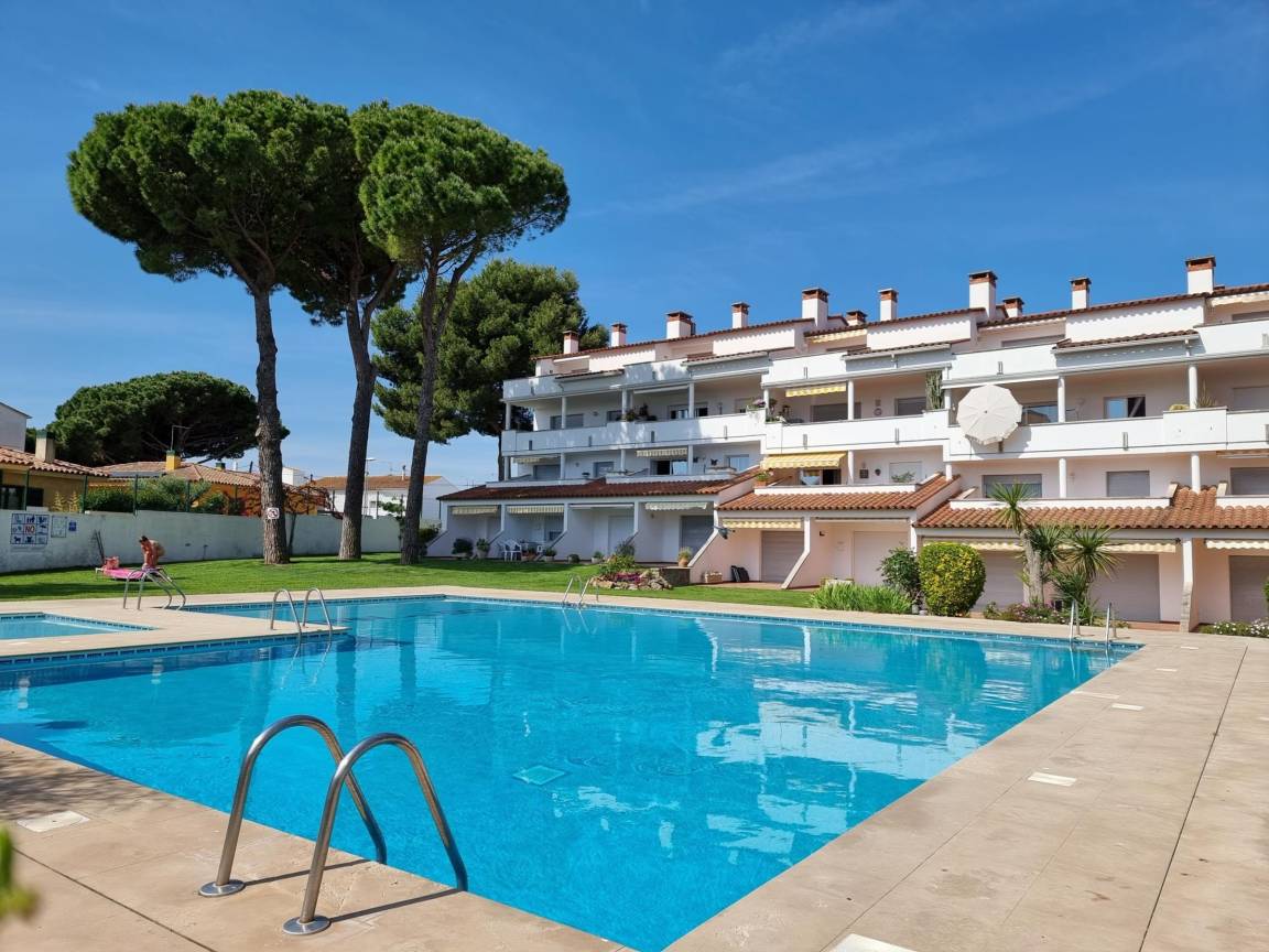 30 M² Apartamento ∙ 1 Habitación ∙ 4 Huéspedes - La Escala