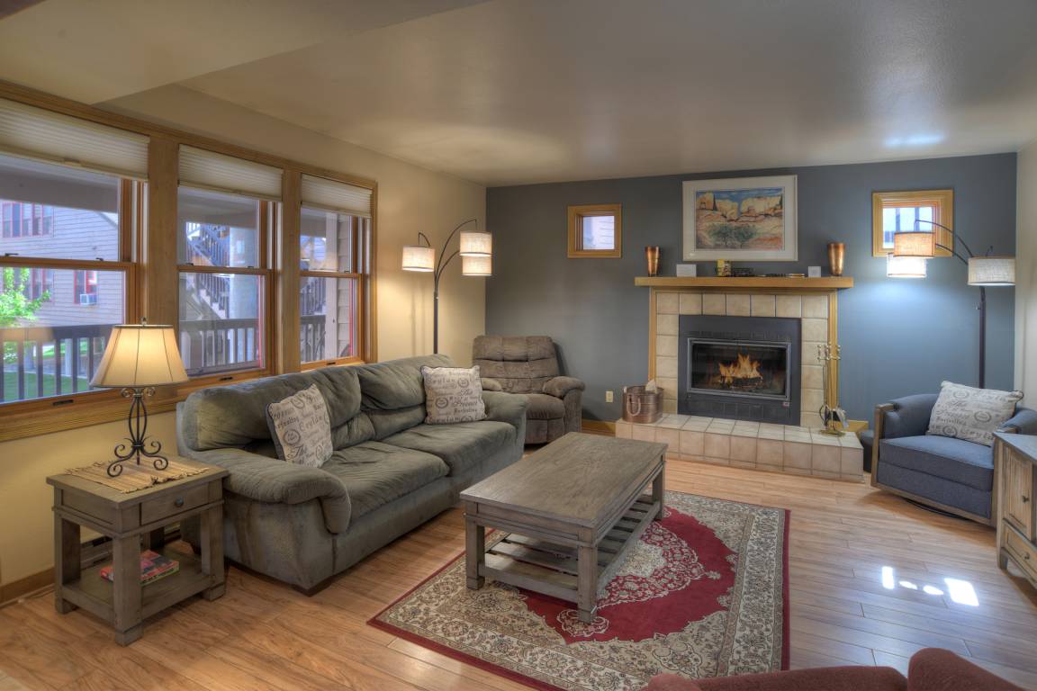 98 M² Condo ∙ 2 Bedrooms ∙ 5 Guests - Durango, CO