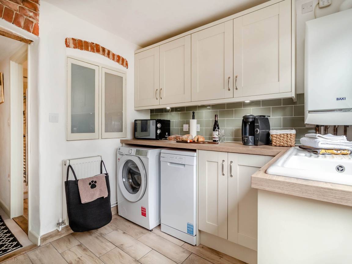 Cottage ∙ 2 Bedrooms ∙ 4 Guests - Woodbridge