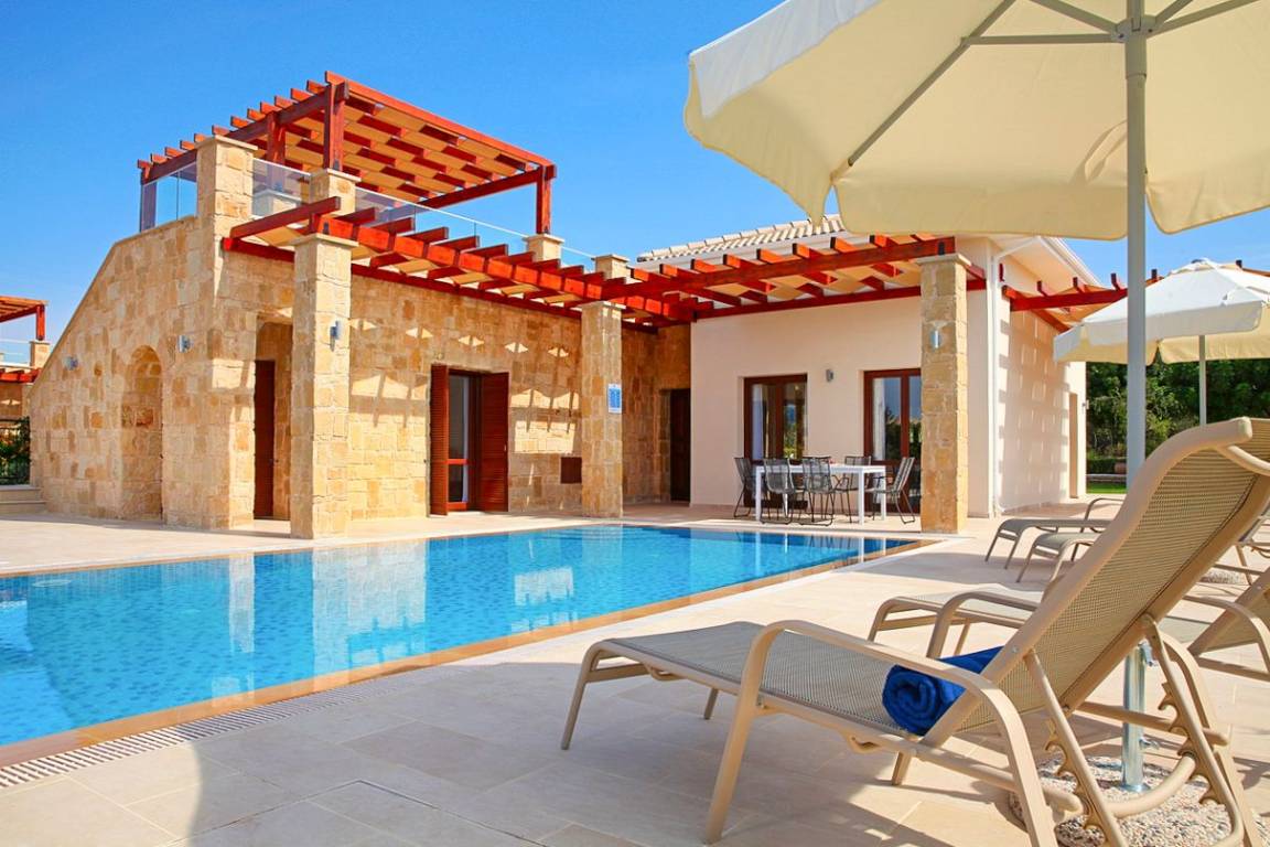 Resort ∙ 3 Bedrooms ∙ 6 Guests - Cyprus