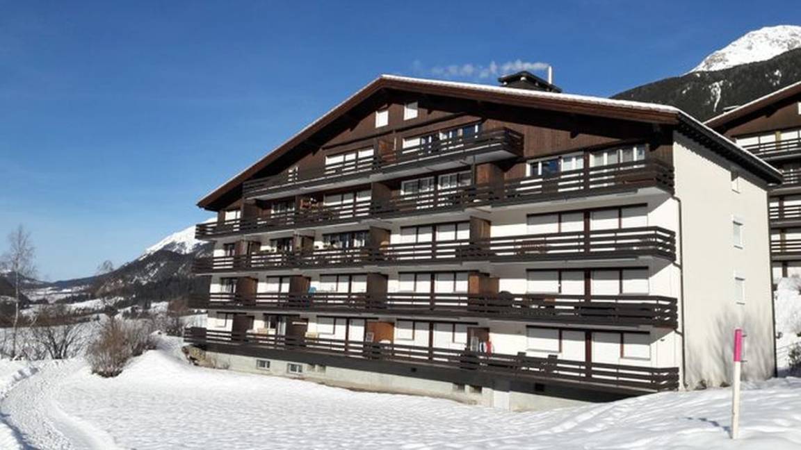 100 M² Ferienwohnung ∙ 3 Schlafzimmer ∙ 6 Gäste - Savognin