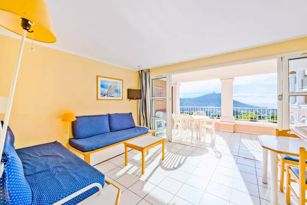 40 M² Apartment ∙ 1 Bedroom ∙ 7 Guests - Saint-Raphaël