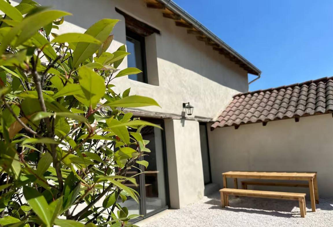 110 M² Gîte ∙ 3 Chambres ∙ 10 Personnes - Bourg-en-Bresse