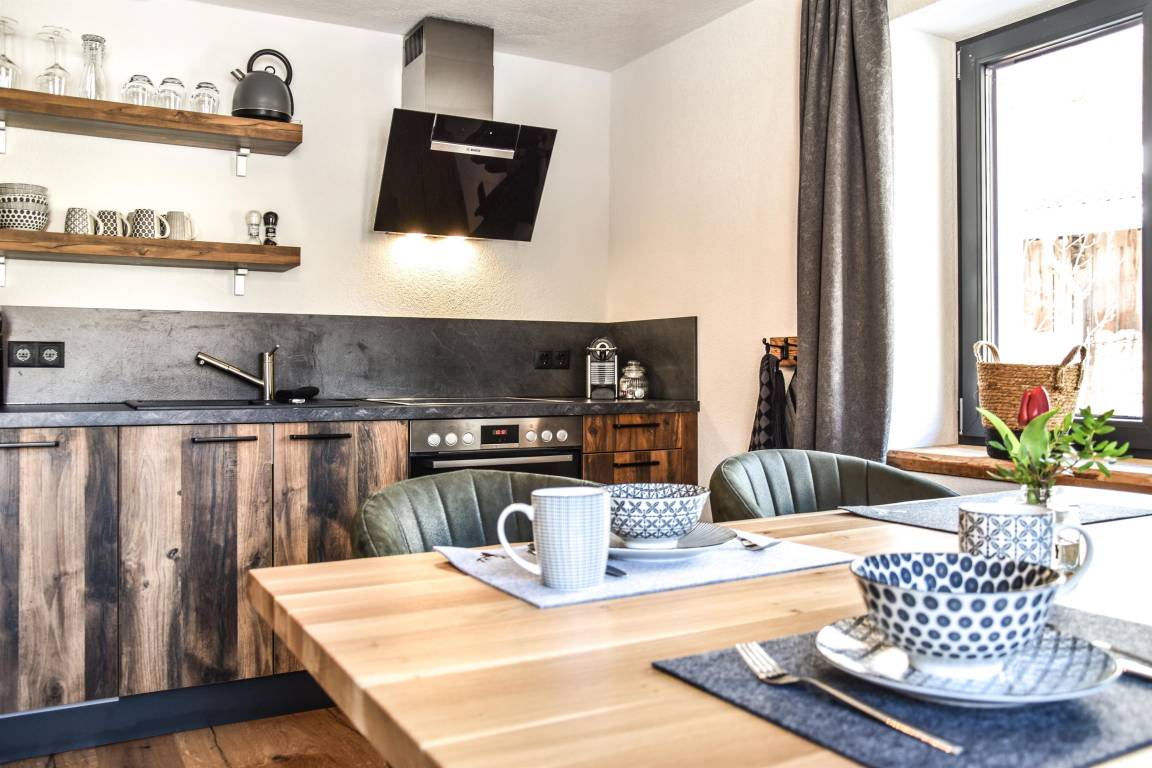 45 M² Ferienwohnung ∙ 2 Schlafzimmer ∙ 5 Gäste - Holzgau