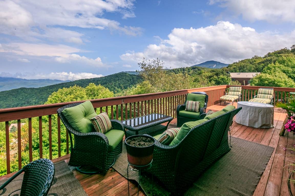 195 M² Cabin ∙ 4 Bedrooms ∙ 8 Guests - Sugar Mountain, NC