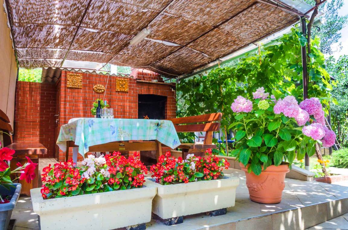 60 M² House ∙ 2 Bedrooms ∙ 5 Guests - Pula