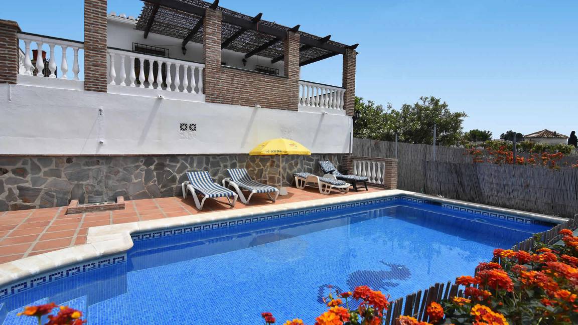 65 M² Ferienhaus ∙ 2 Schlafzimmer ∙ 4 Gäste - Frigiliana