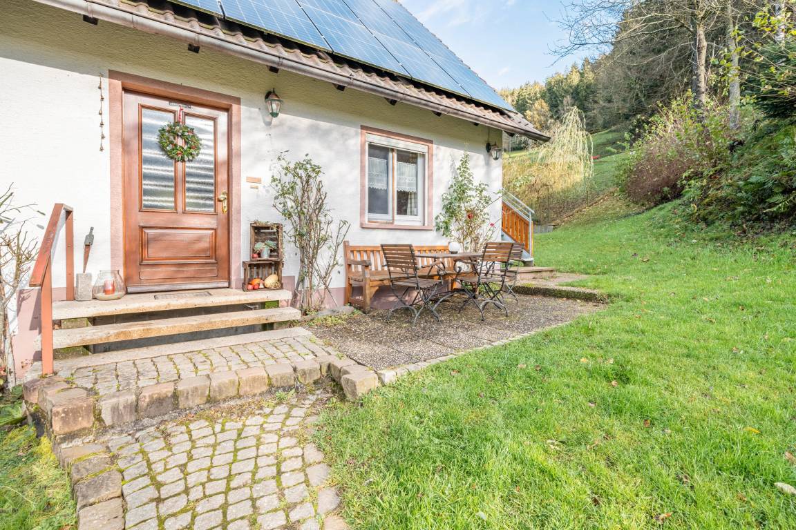 58 M² Ferienwohnung ∙ 2 Schlafzimmer ∙ 5 Gäste - Elzach