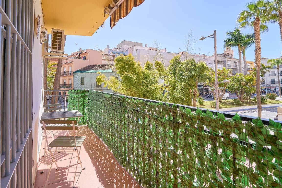 80 M² Apartamento ∙ 3 Habitaciones ∙ 5 Huéspedes - Almuñécar