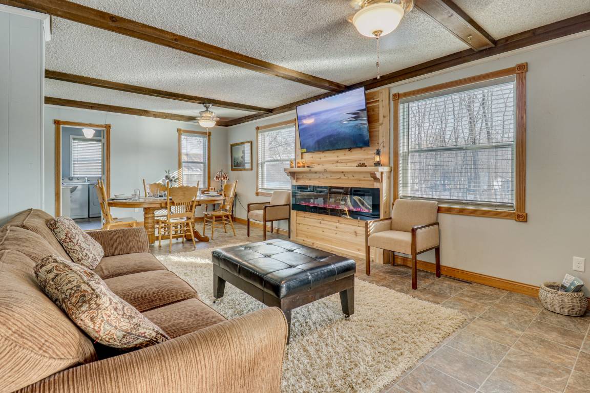 107 M² House ∙ 4 Bedrooms ∙ 7 Guests - Alexandria, MN