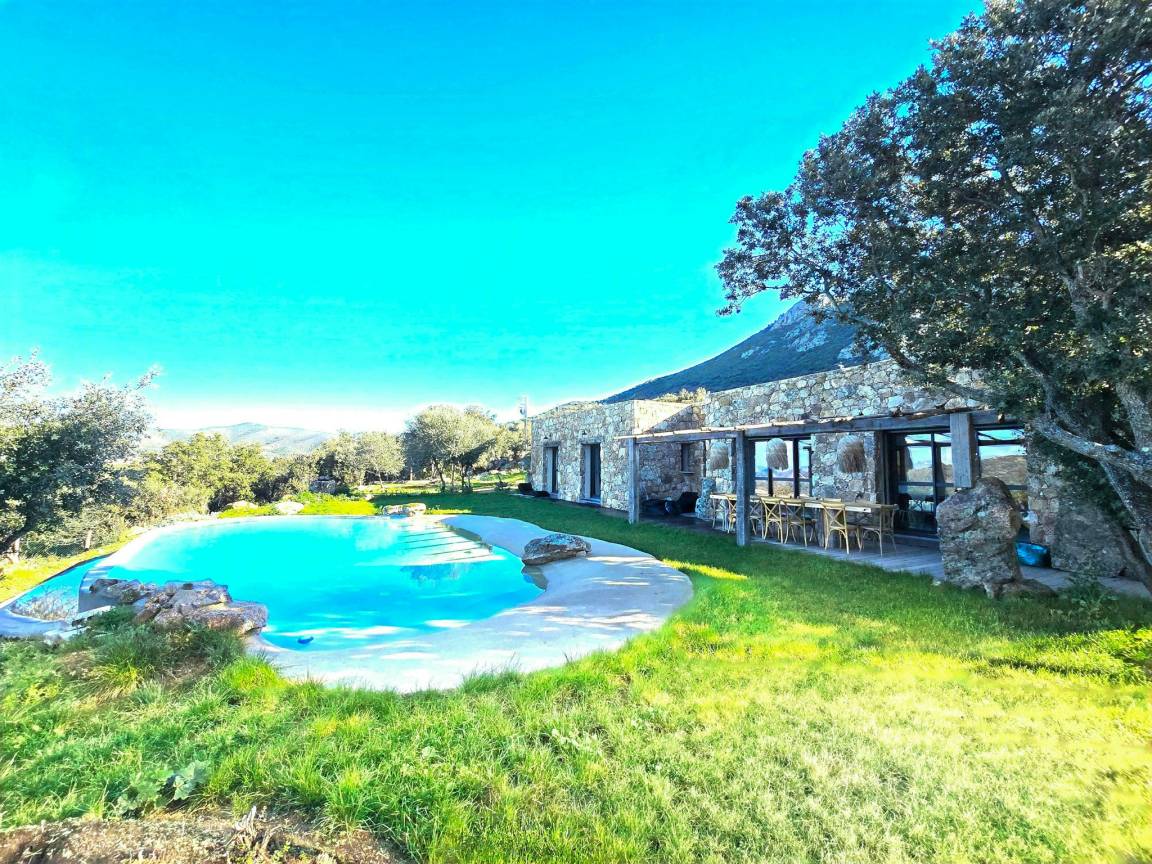 235 M² Maison De Vacances ∙ 4 Chambres ∙ 11 Personnes - Haute-Corse