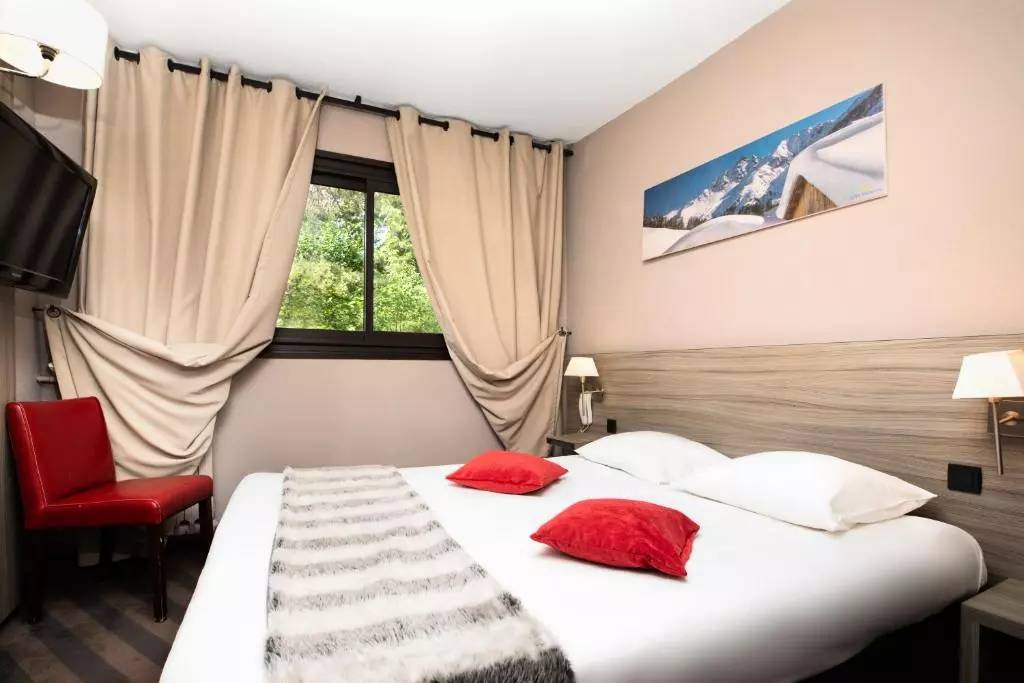 18 M² Hôtel ∙ 1 Chambre ∙ 2 Personnes - Barcelonnette