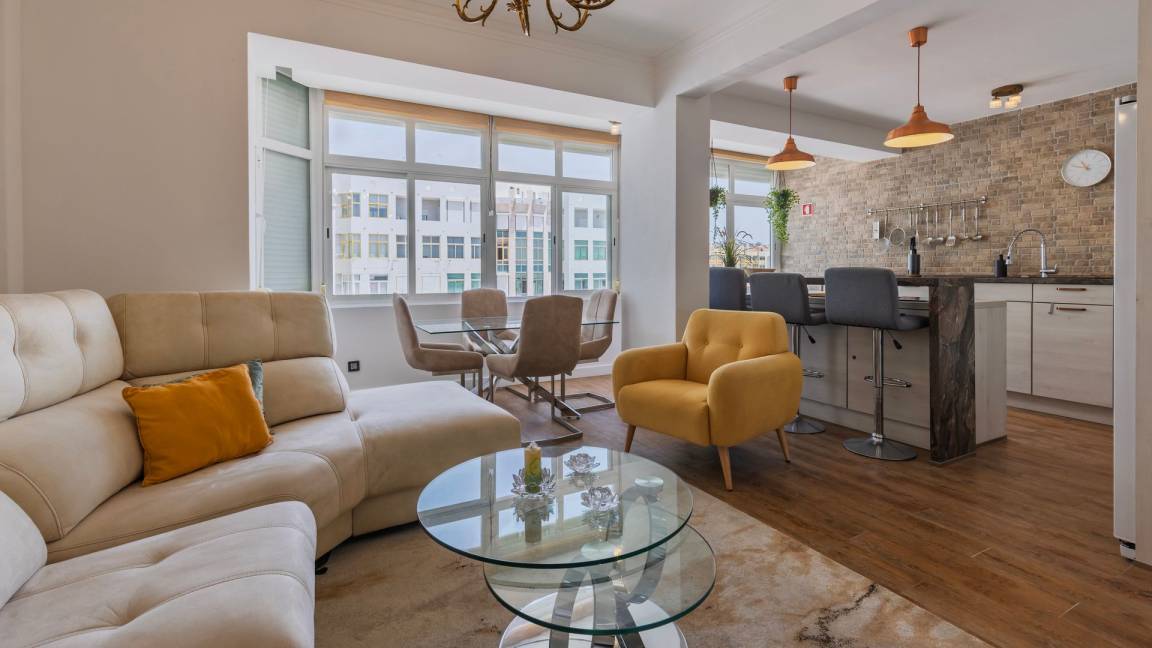 83 M² Apartment ∙ 3 Bedrooms ∙ 6 Guests - Costa da Caparica