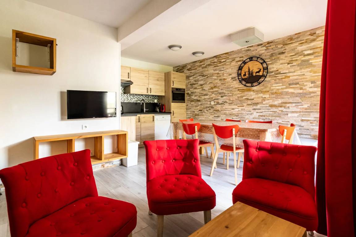 73 M² Apartment ∙ 3 Bedrooms ∙ 8 Guests - Embrun