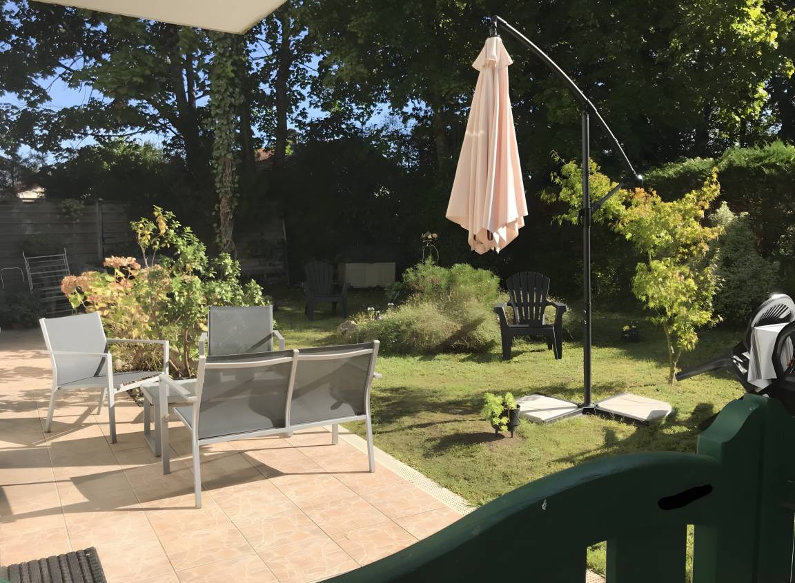 62 M² Huoneisto ∙ 2 Makuuhuonetta ∙ 4 Vierasta - Ainhoa