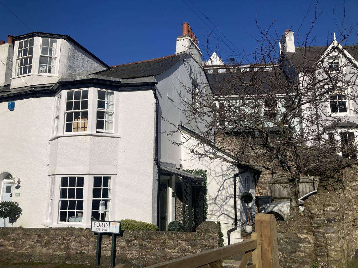 Cottage ∙ 3 Bedrooms ∙ 5 Guests - Dartmouth