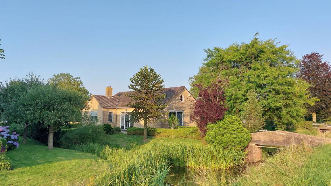 100 M² House ∙ 2 Bedrooms ∙ 4 Guests - Utrecht