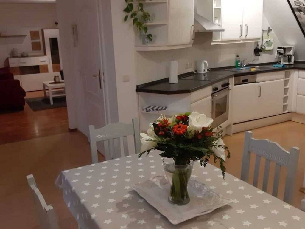 80 M² Apartment ∙ 2 Bedrooms ∙ 4 Guests - Worpswede