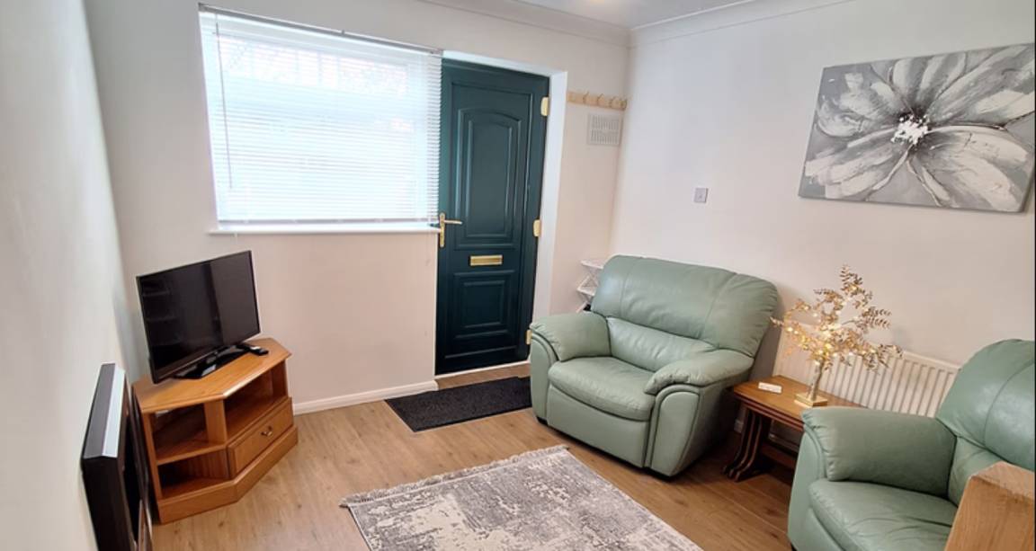 57 M² House ∙ 2 Bedrooms ∙ 3 Guests - Derby