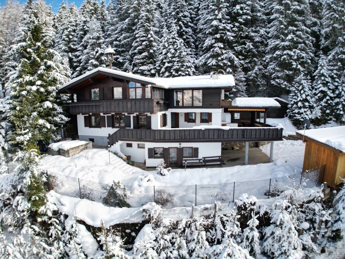 250 M² Ferienhaus ∙ 4 Schlafzimmer ∙ 7 Gäste - Wattens