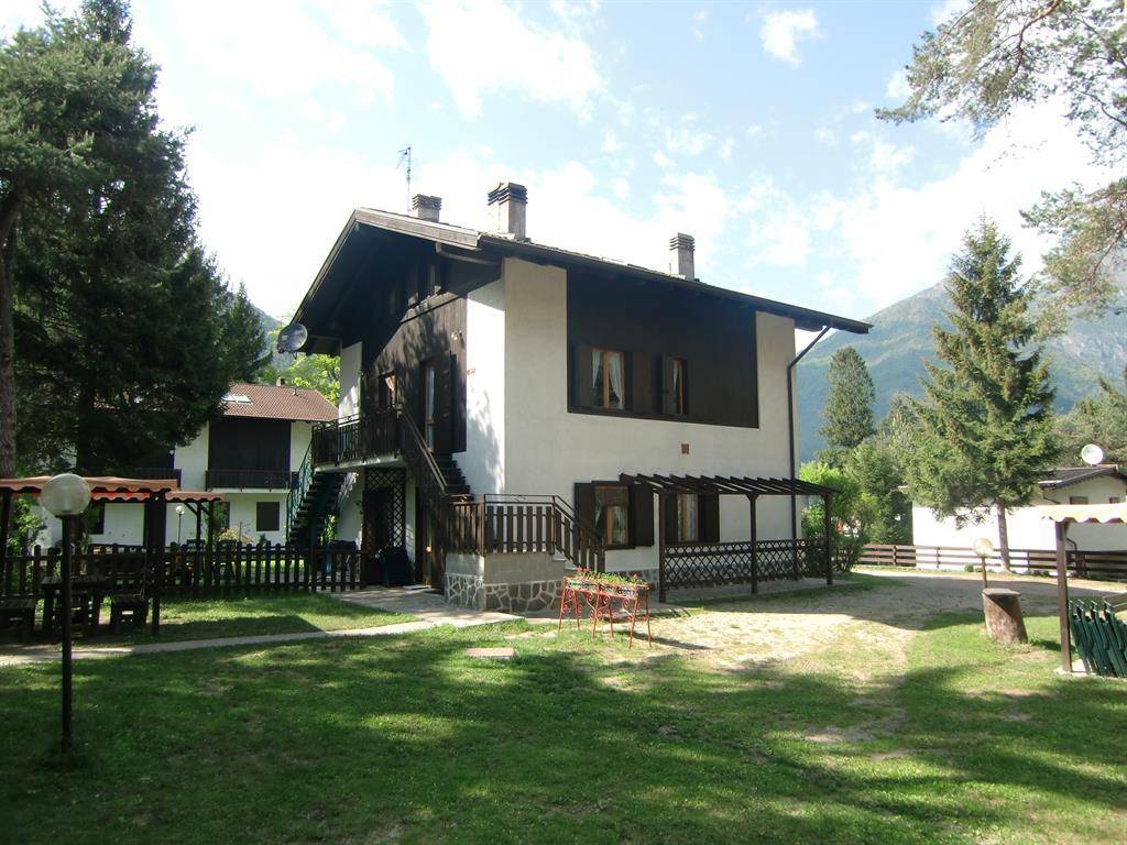 70 M² Appartement ∙ 2 Slaapkamers ∙ 5 Gasten - Ledro