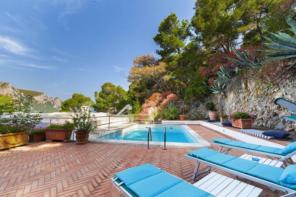 130 M² Villa ∙ 4 Bedrooms ∙ 9 Guests - Capri (island)