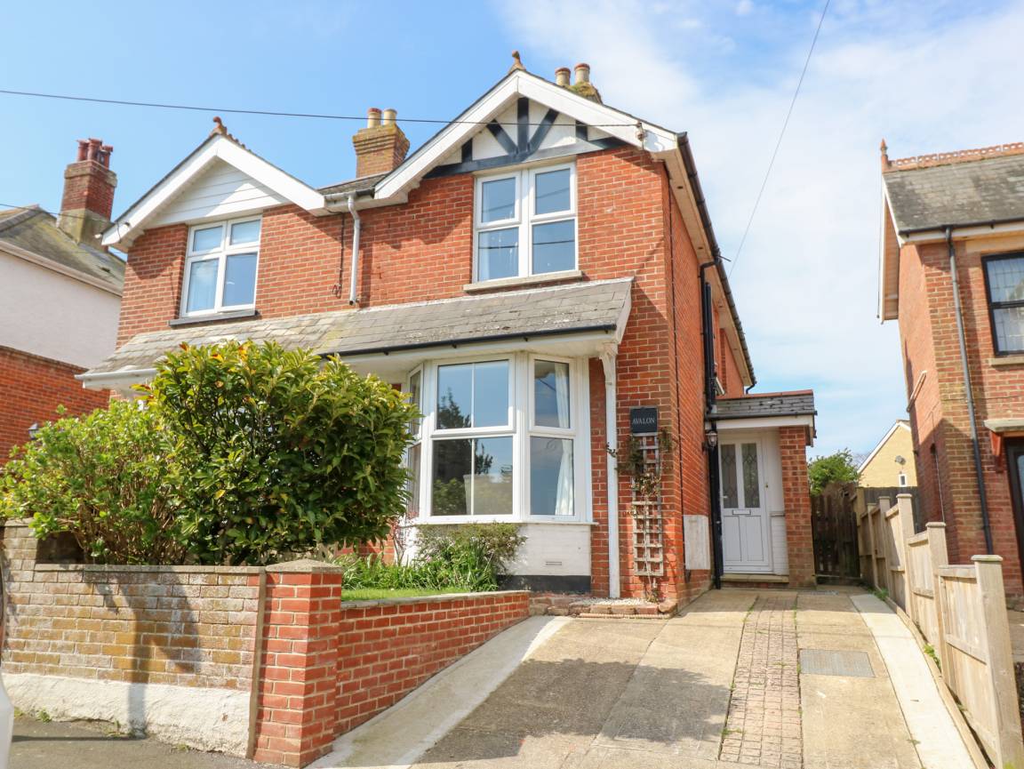 Cottage ∙ 3 Bedrooms ∙ 5 Guests - Isle of Wight