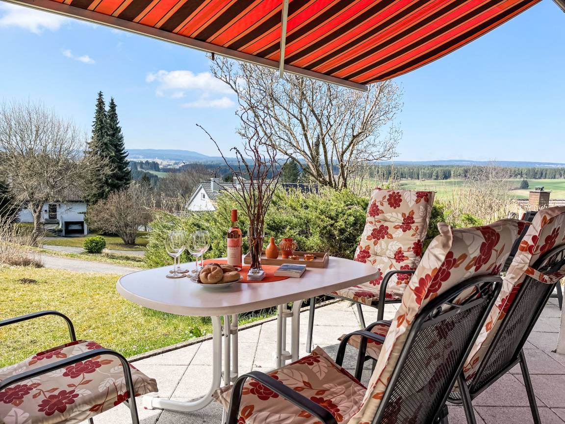 47 M² House ∙ 2 Bedrooms ∙ 4 Guests - Donaueschingen