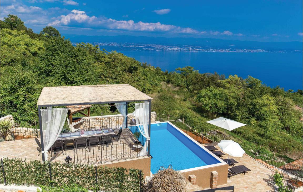 500 M² Ferienhaus ∙ 5 Schlafzimmer ∙ 12 Gäste - Rijeka