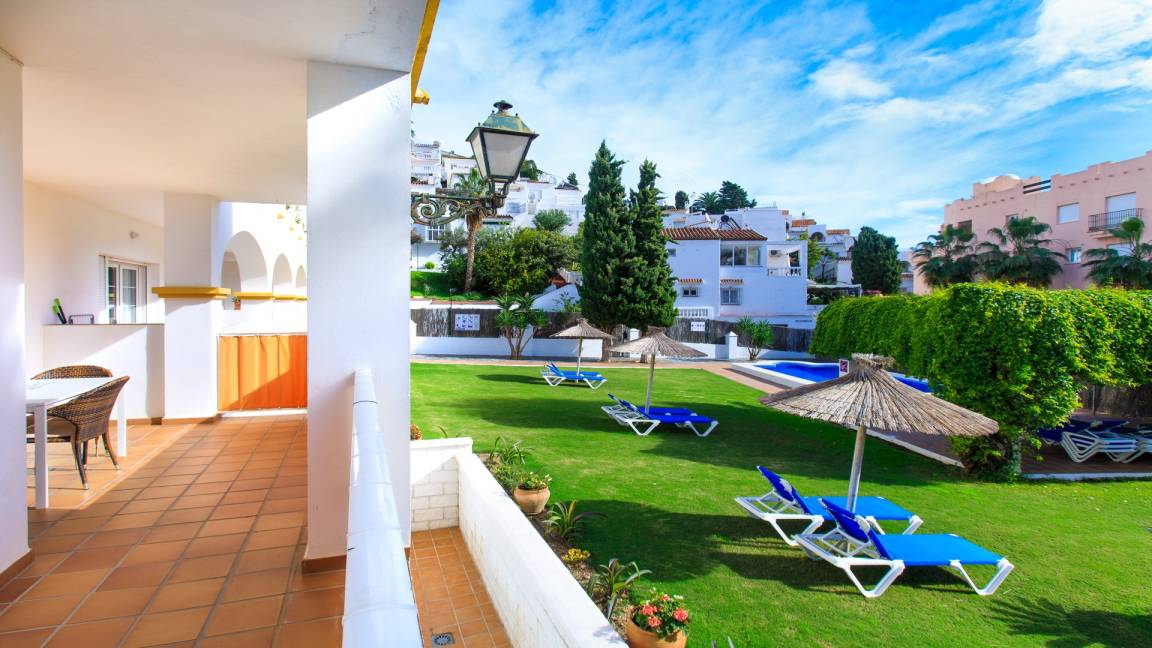 65 M² Apart Hotel ∙ 2 Slaapkamers ∙ 5 Gasten - Nerja
