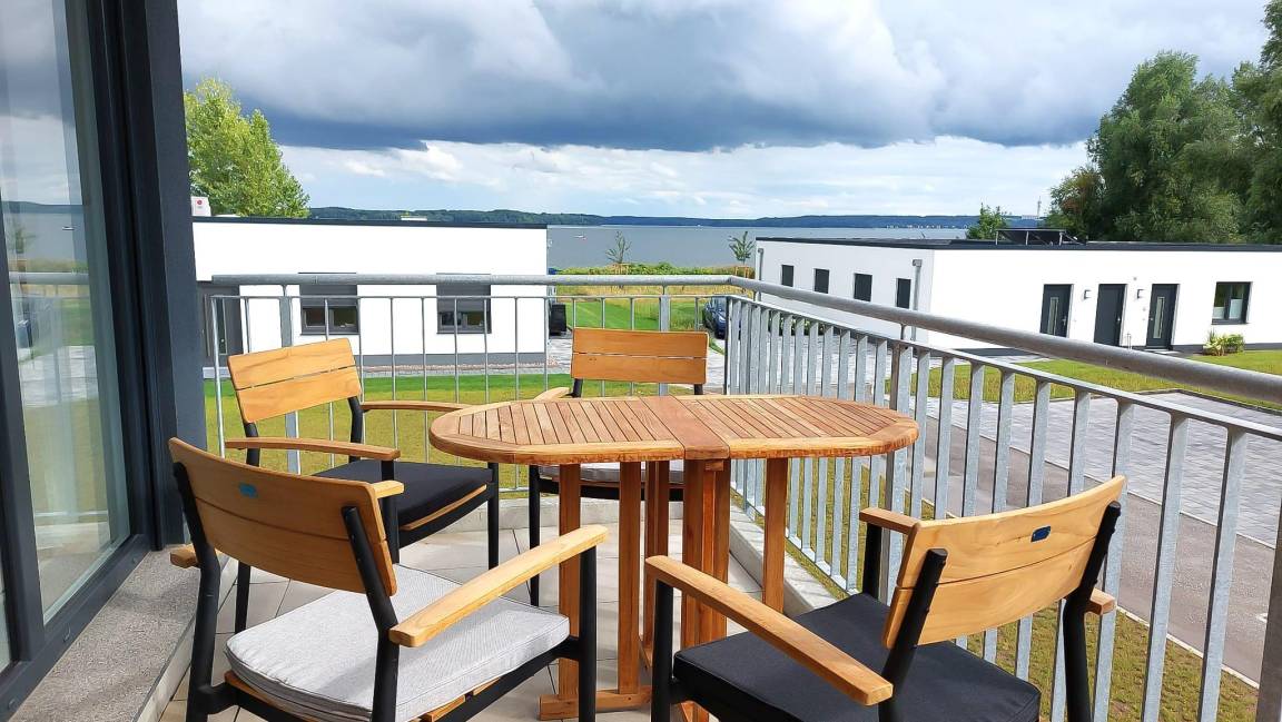 80 M² Ferienwohnung ∙ 2 Schlafzimmer ∙ 4 Gäste - Schwerin