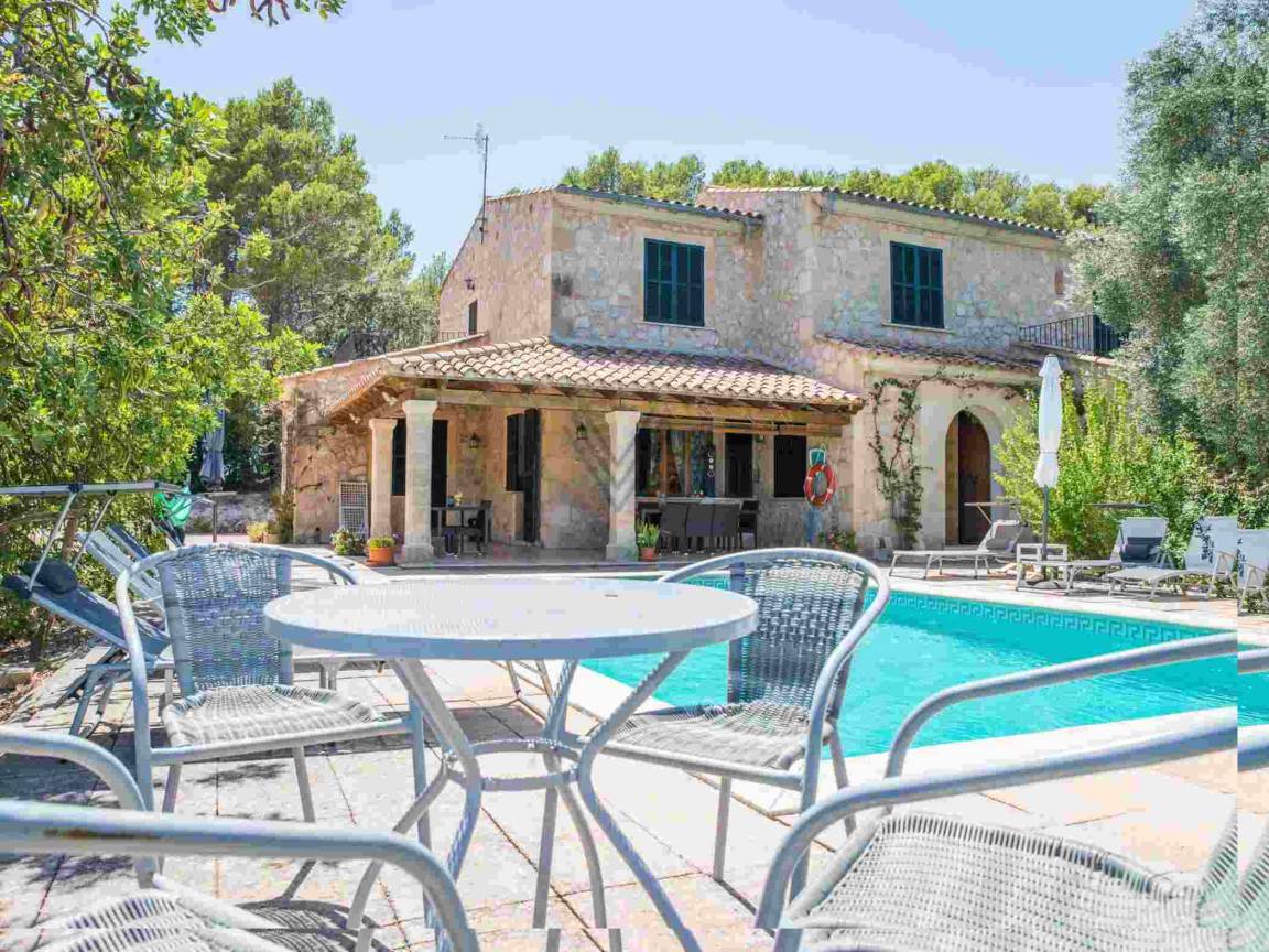 300 M² Cottage ∙ 5 Bedrooms ∙ 10 Guests - Selva