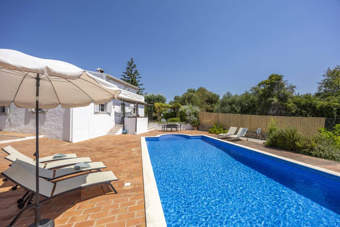 100 M² Villa ∙ 3 Slaapkamers ∙ 6 Gasten - São Brás de Alportel