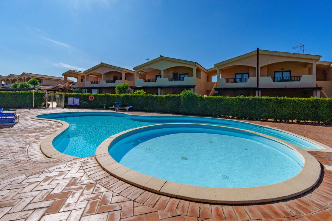 75 M² Appartement ∙ 2 Chambres ∙ 6 Personnes - Olbia