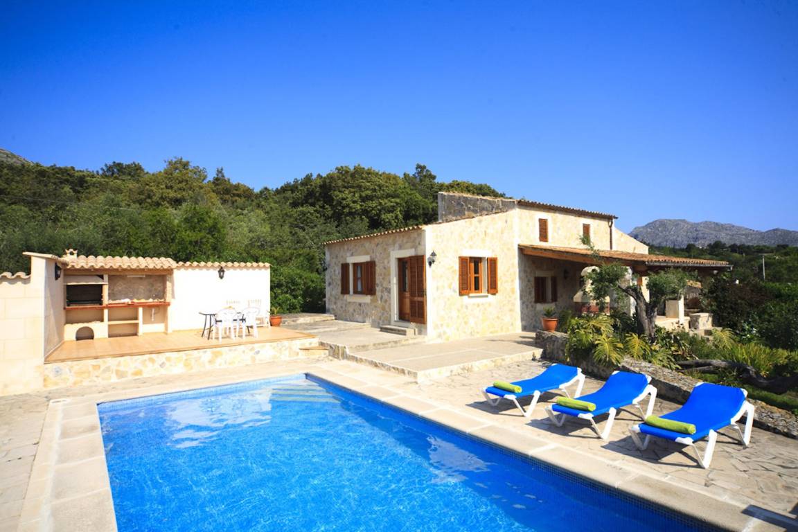 144 M² Finca ∙ 2 Schlafzimmer ∙ 4 Gäste - Pollença