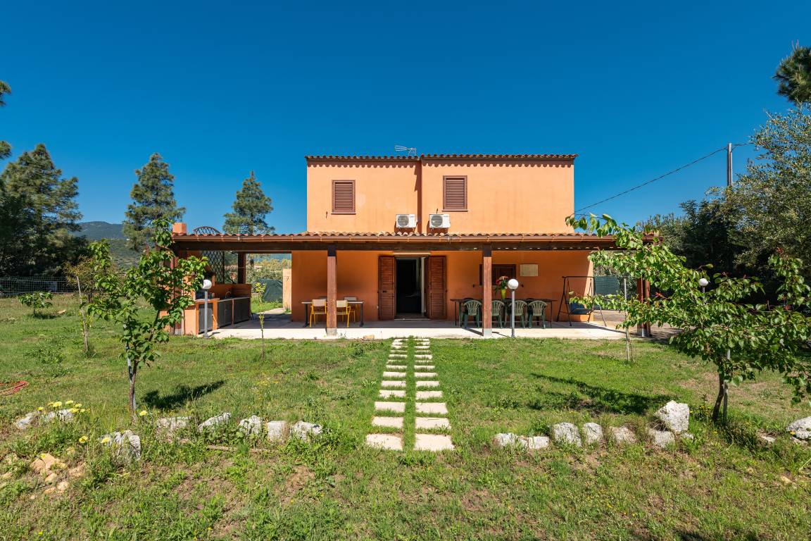 55 M² Ferienhaus ∙ 2 Schlafzimmer ∙ 6 Gäste - Castiadas