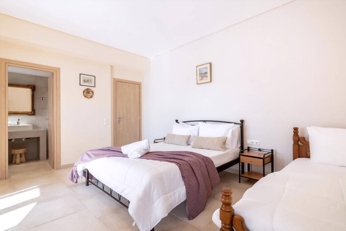200 M² Villa ∙ 2 Slaapkamers ∙ 6 Gasten - Zakynthos