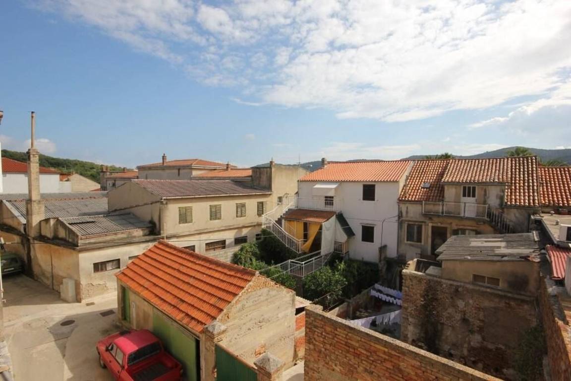 47 M² Apartment ∙ 3 Bedrooms ∙ 6 Guests - Vis