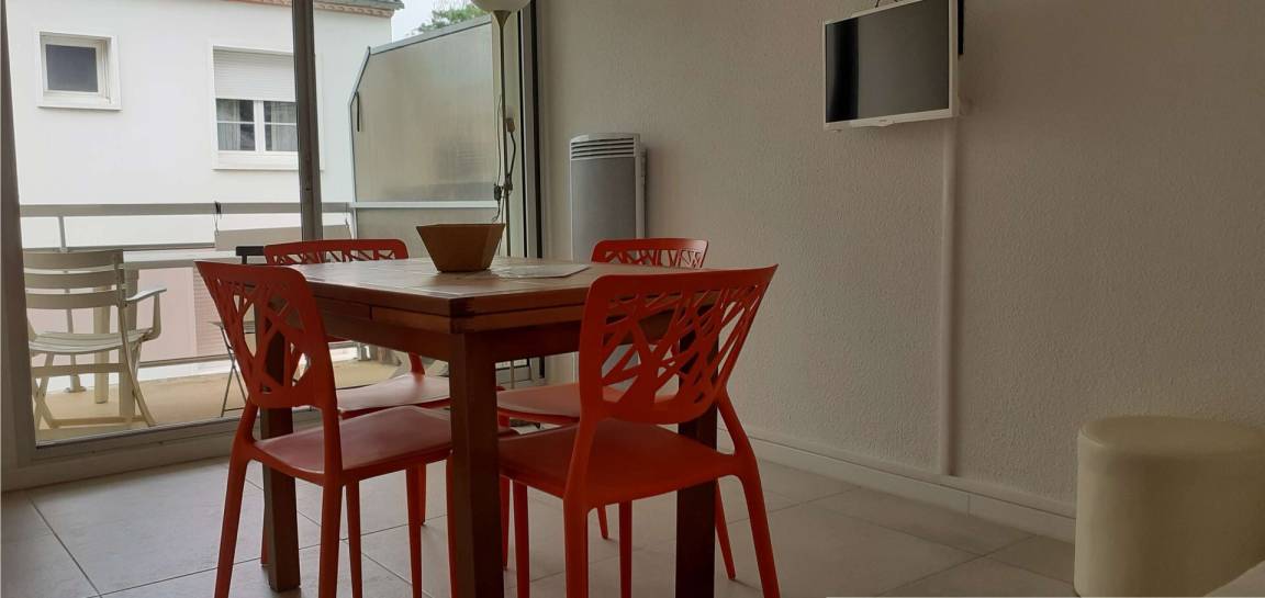 31 M² Huoneisto ∙ 1 Makuuhuone ∙ 4 Vierasta - Royan