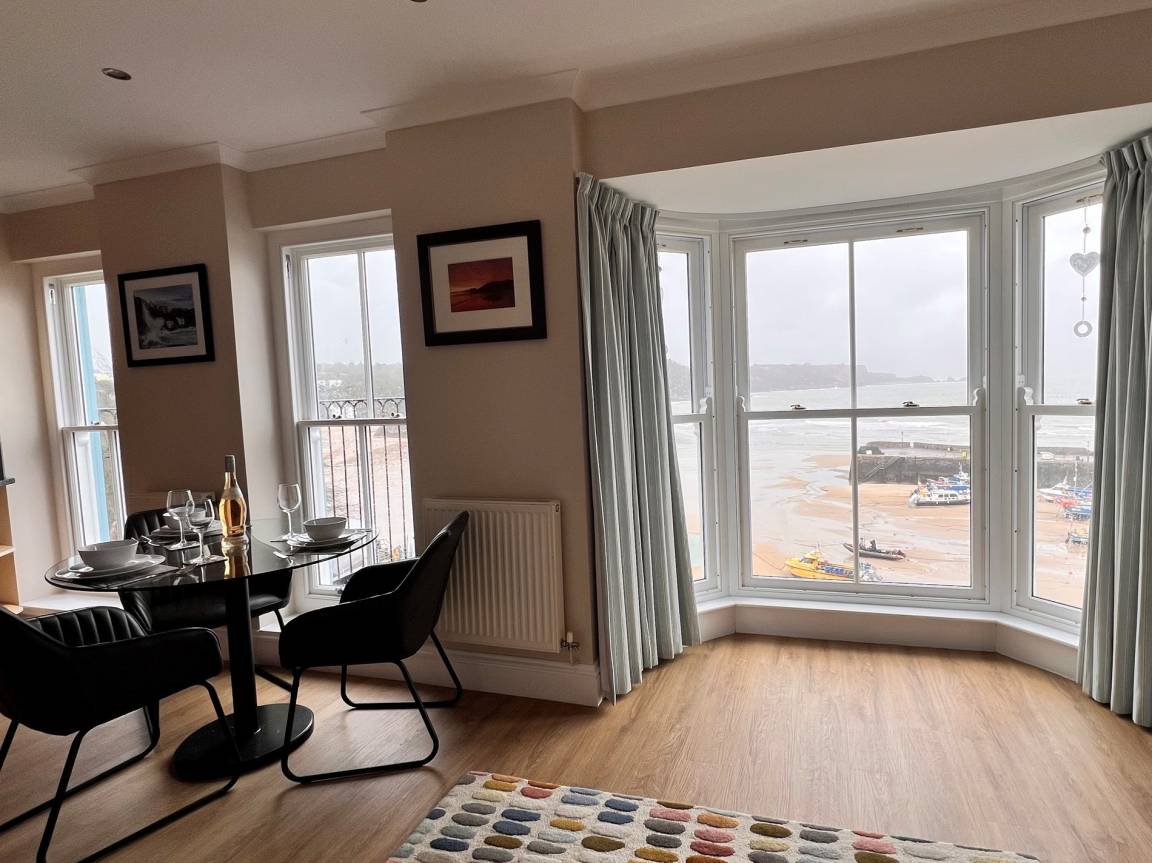 Cottage ∙ 2 Bedrooms ∙ 4 Guests - Tenby