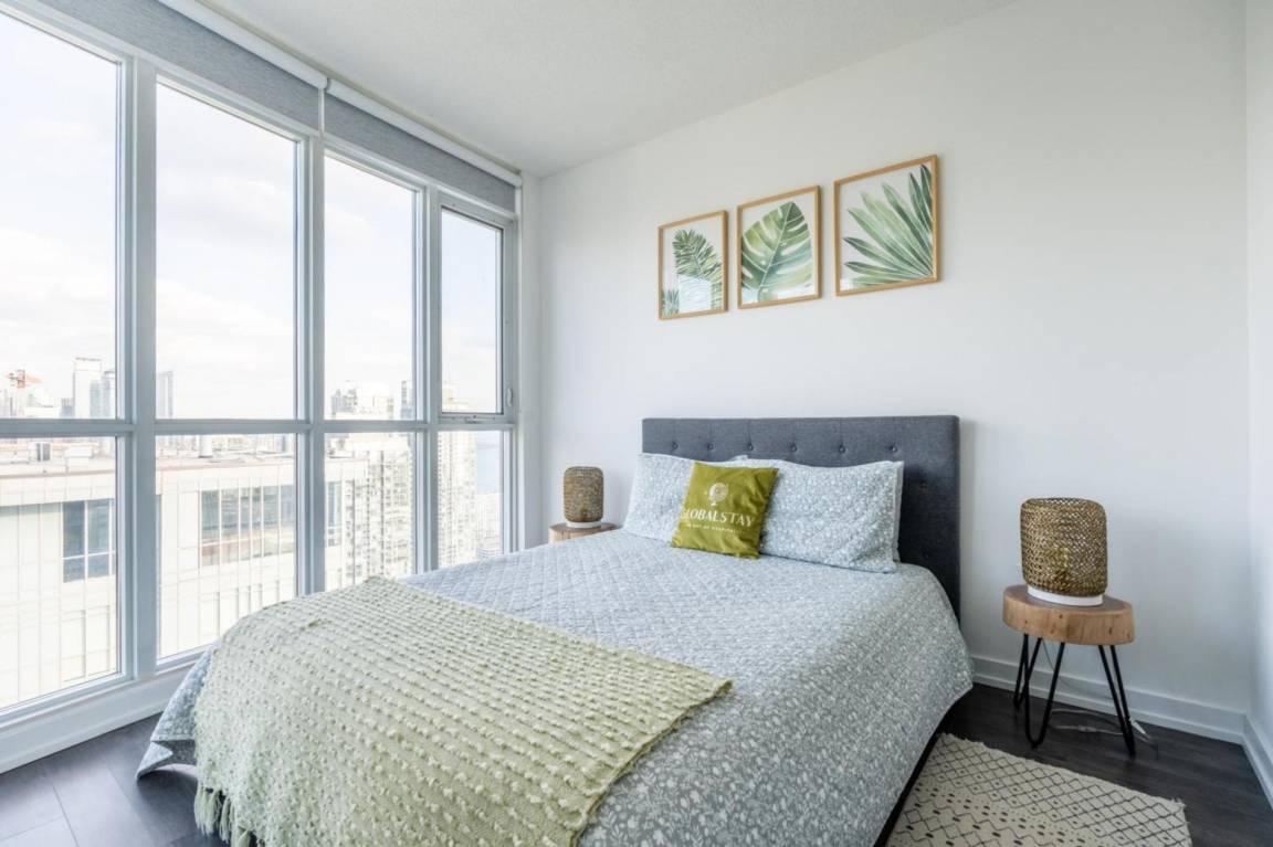 70 M² Apartment ∙ 1 Bedroom ∙ 5 Guests - Allan A. Lamport Stadium